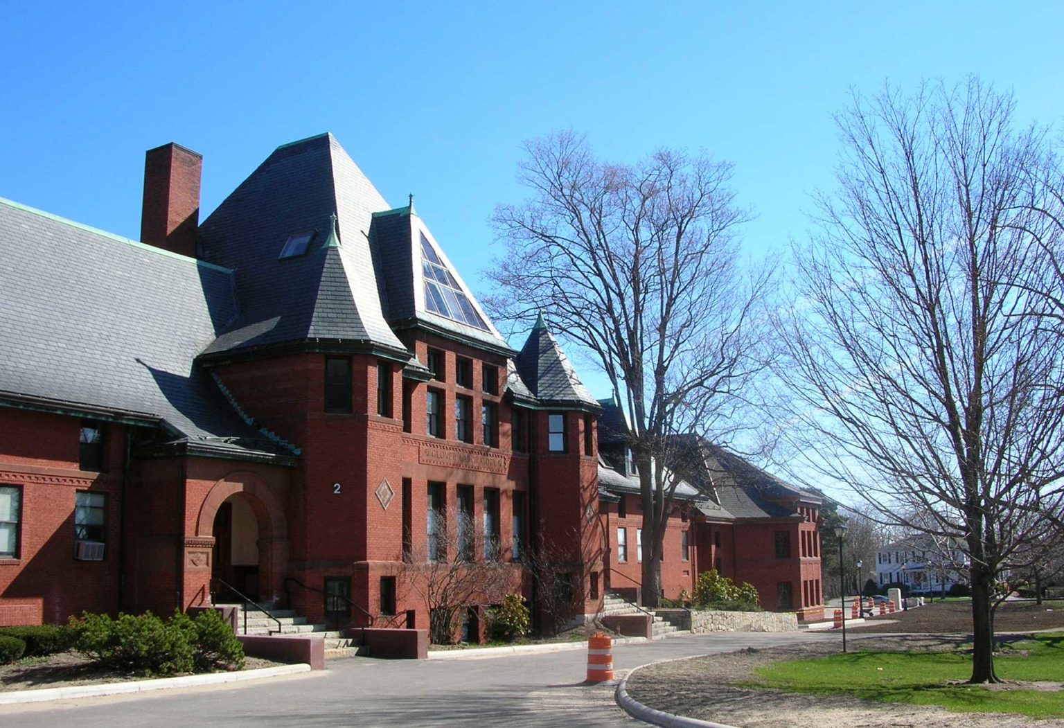 Classroom Building | Thayer Academy - Eck MacNeely Architects